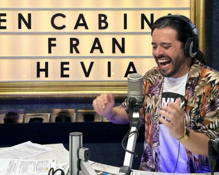 Fran Hevia En Cabina con Laura G - La Mejor