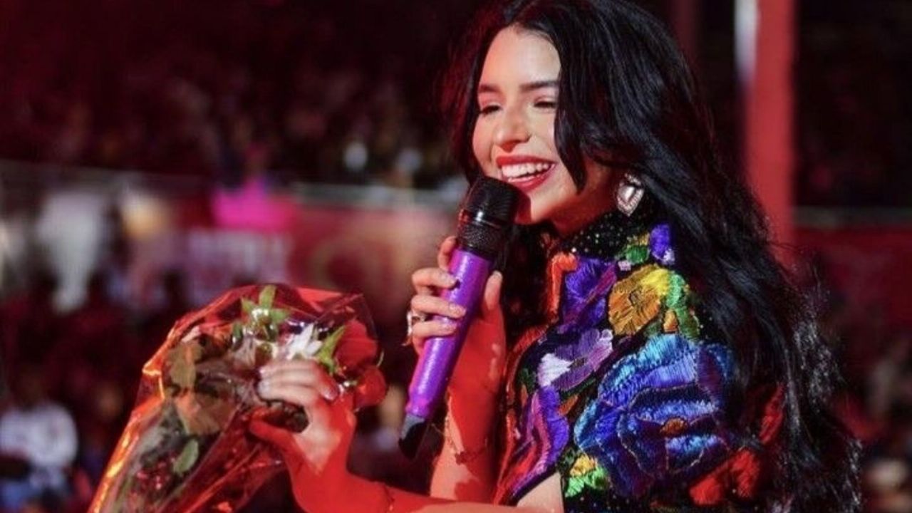 ¿Cuál es la edad de Ángela Aguilar y a los cuantos años desea ser madre ...
